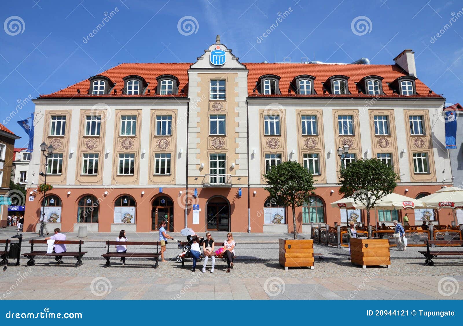 Bialystok, Poland editorial photo. Image of bench, tourist - 20944121