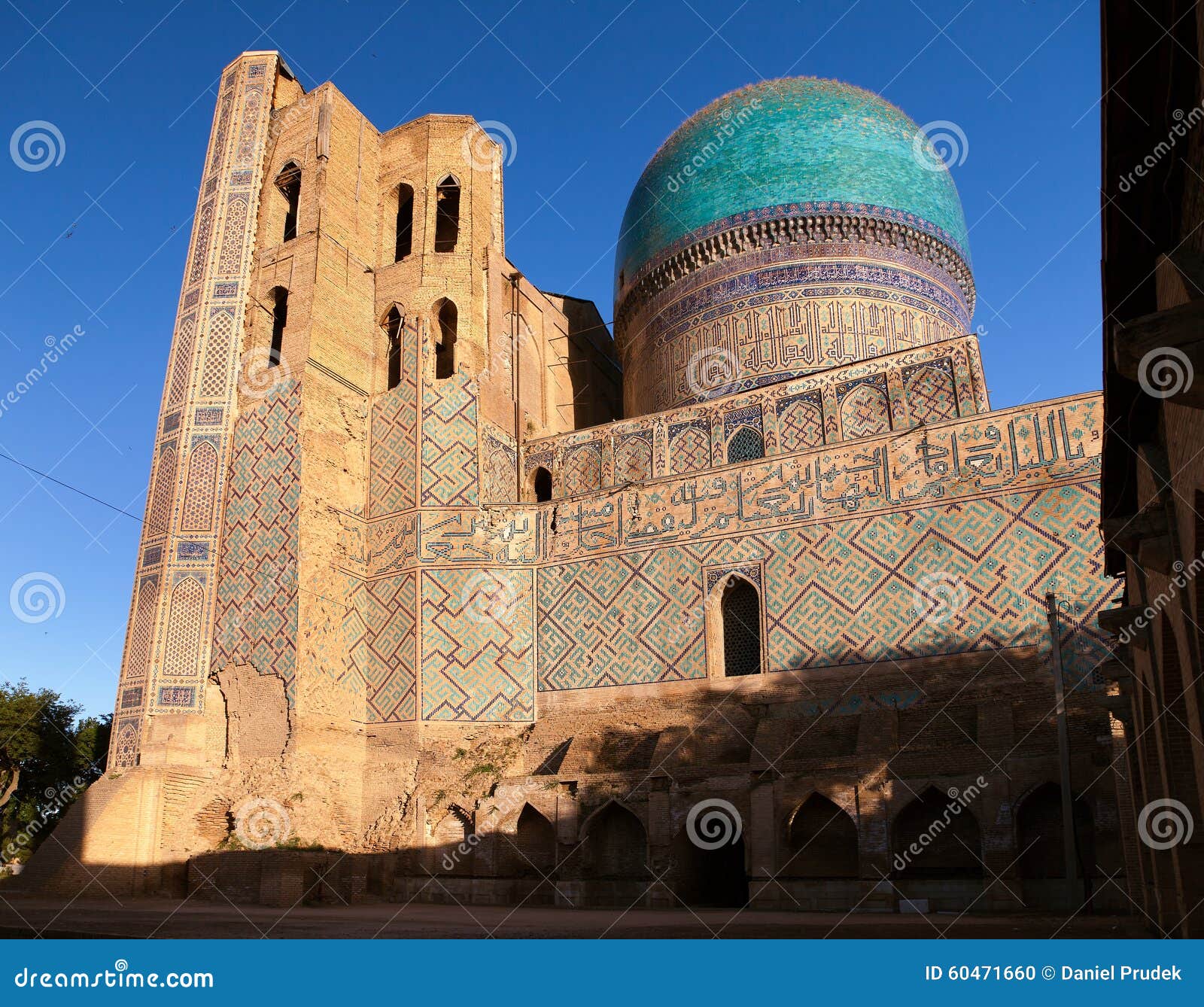 Bibi-Khanym Mosque - Registan - Samarkand - Uzbekistan Stock Photo ...