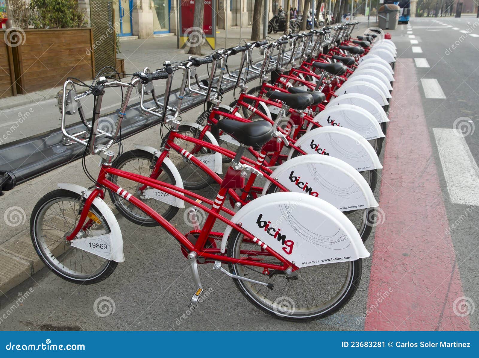 Bicing Barcelona foto editorial. Imagen de exterior, bicicleta - 23683281
