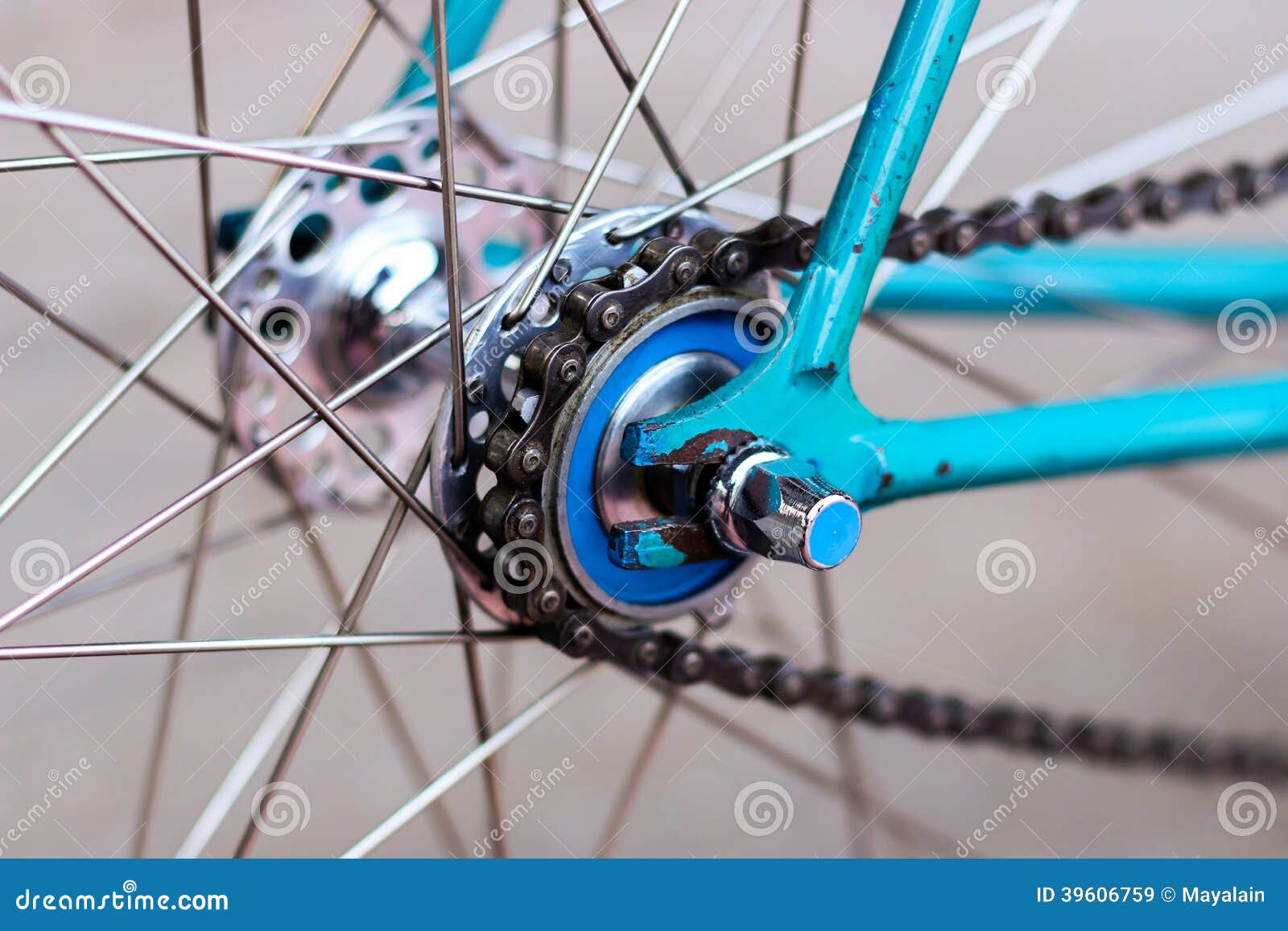 Bicycle chain stock image. Image of equipment, sport - 39606759