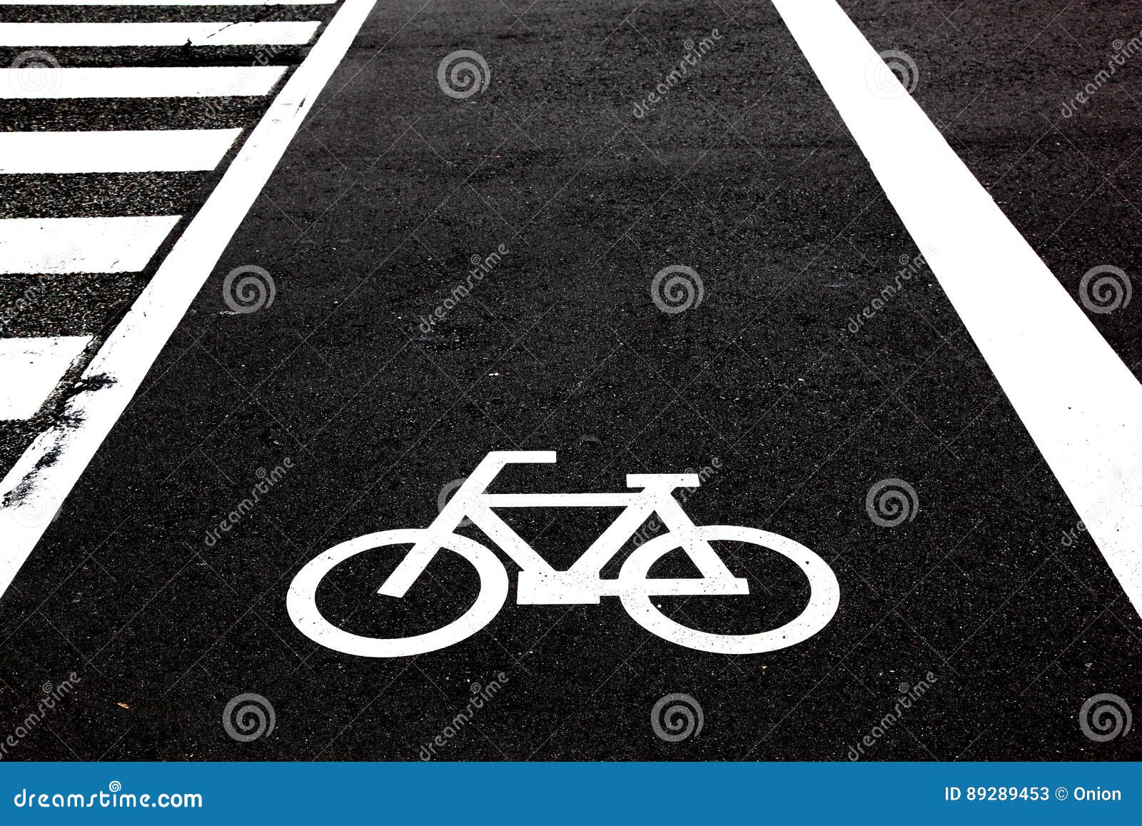 Bicycle crossing stock image. Image of bicycle, outdoors - 89289453