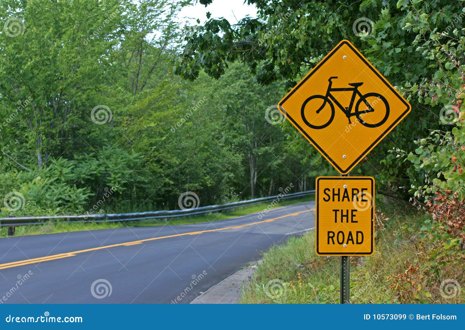 Bicycle road sign stock image. Image of bicycle, road - 10573099