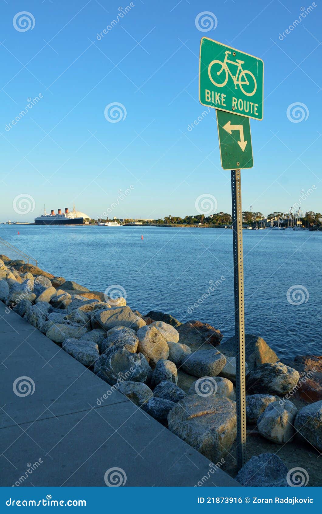 Bicycle route sign stock photo. Image of tour, path, active - 21873916