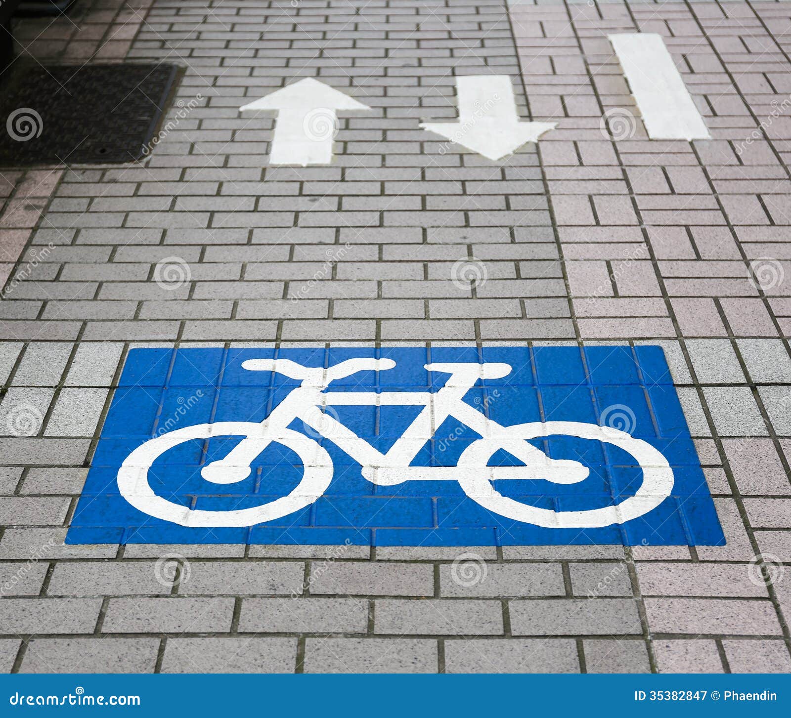 Bicycle sign stock image. Image of exercise, icon, transportation ...