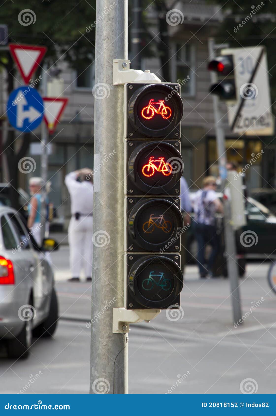 Bicycle traffic light stock photo. Image of junction - 20818152