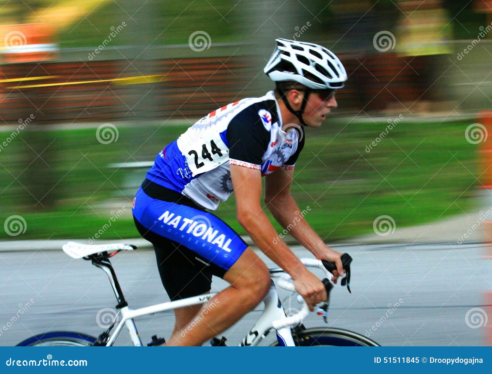 Bicycling on Professional Course Editorial Image - Image of competitor ...