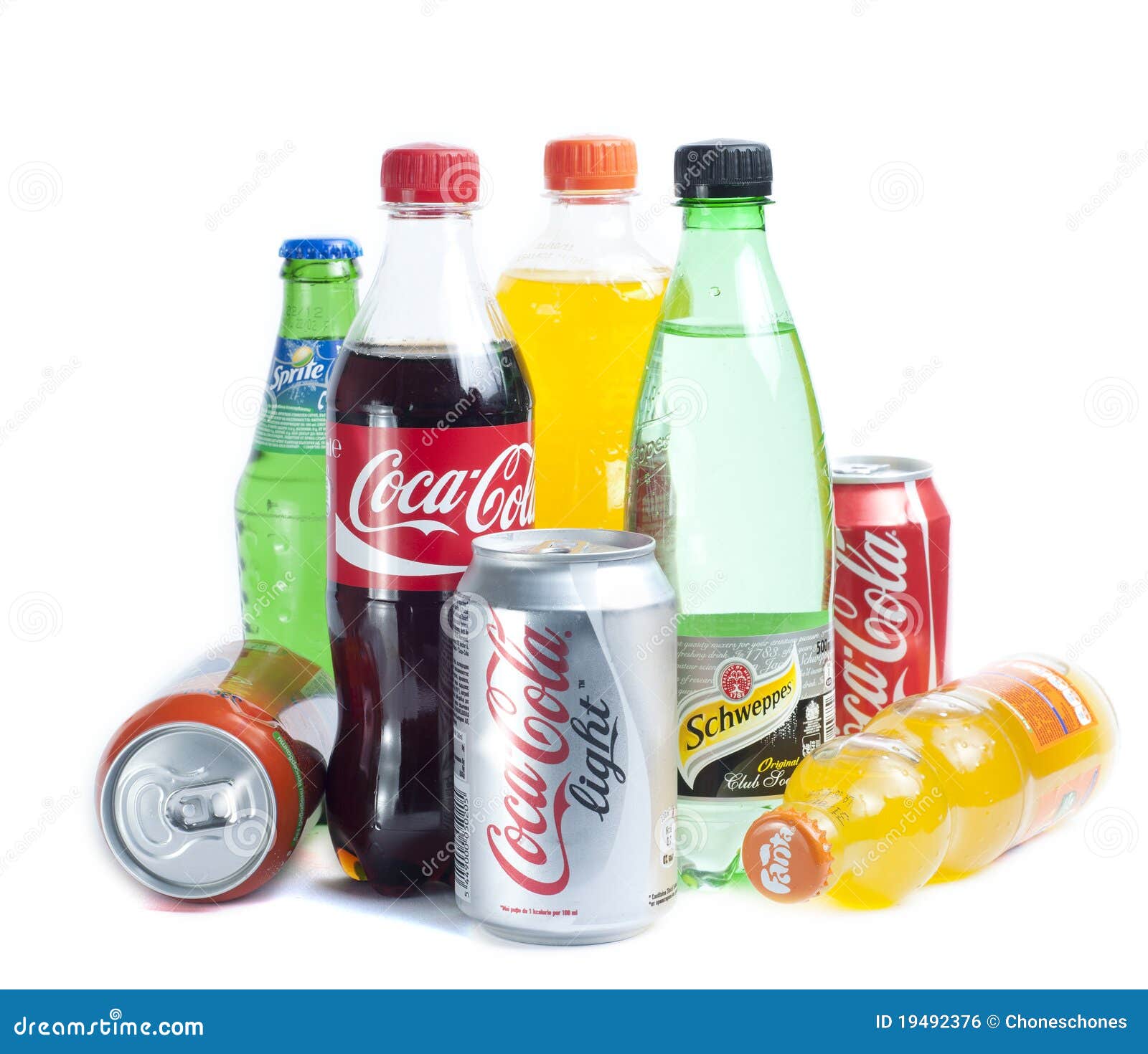 Bidons avec des boissons photo éditorial. Image du coca - 19492376