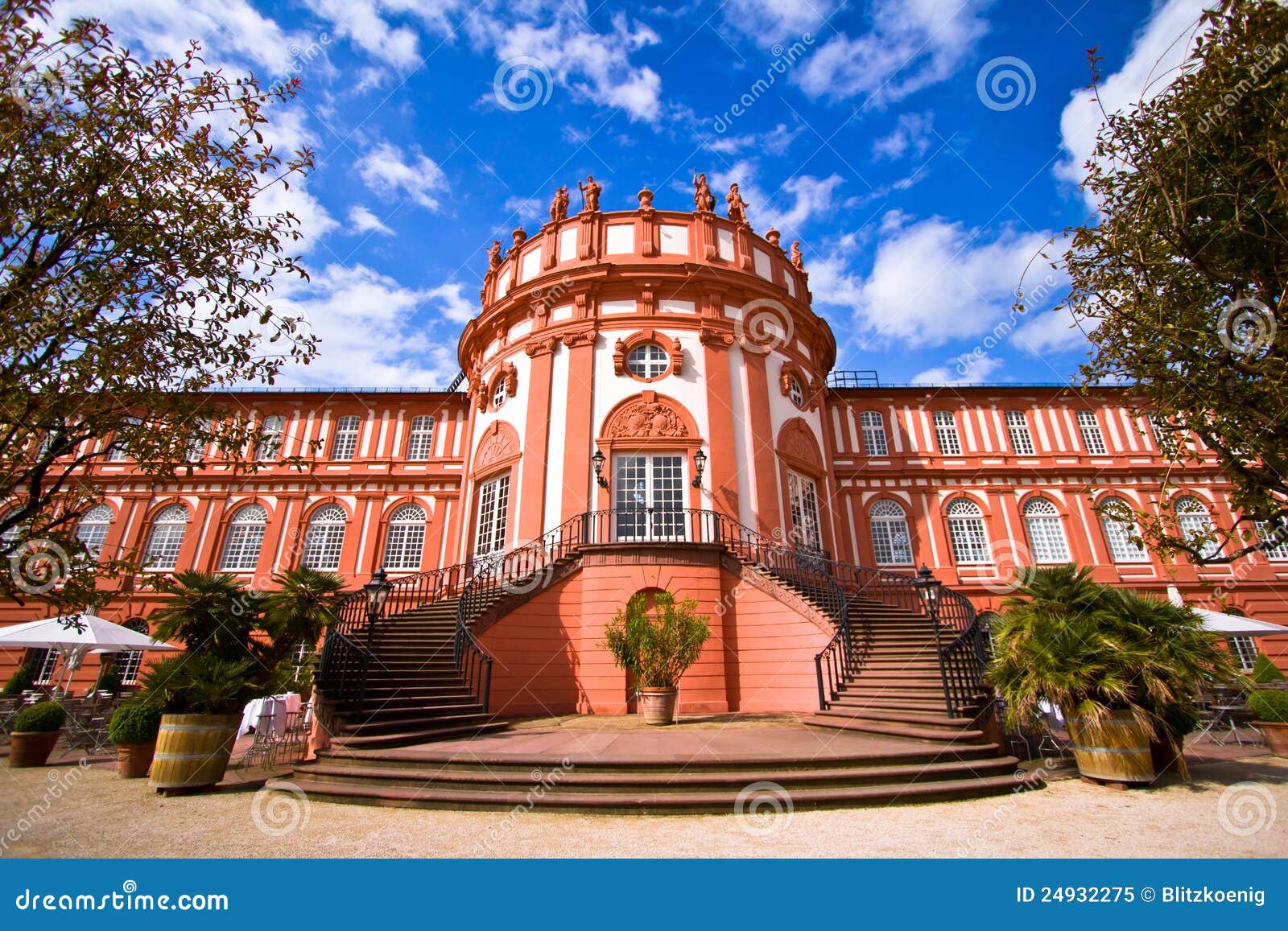 Biebrich Palace in Wiesbaden Stock Image - Image of pleasure ...