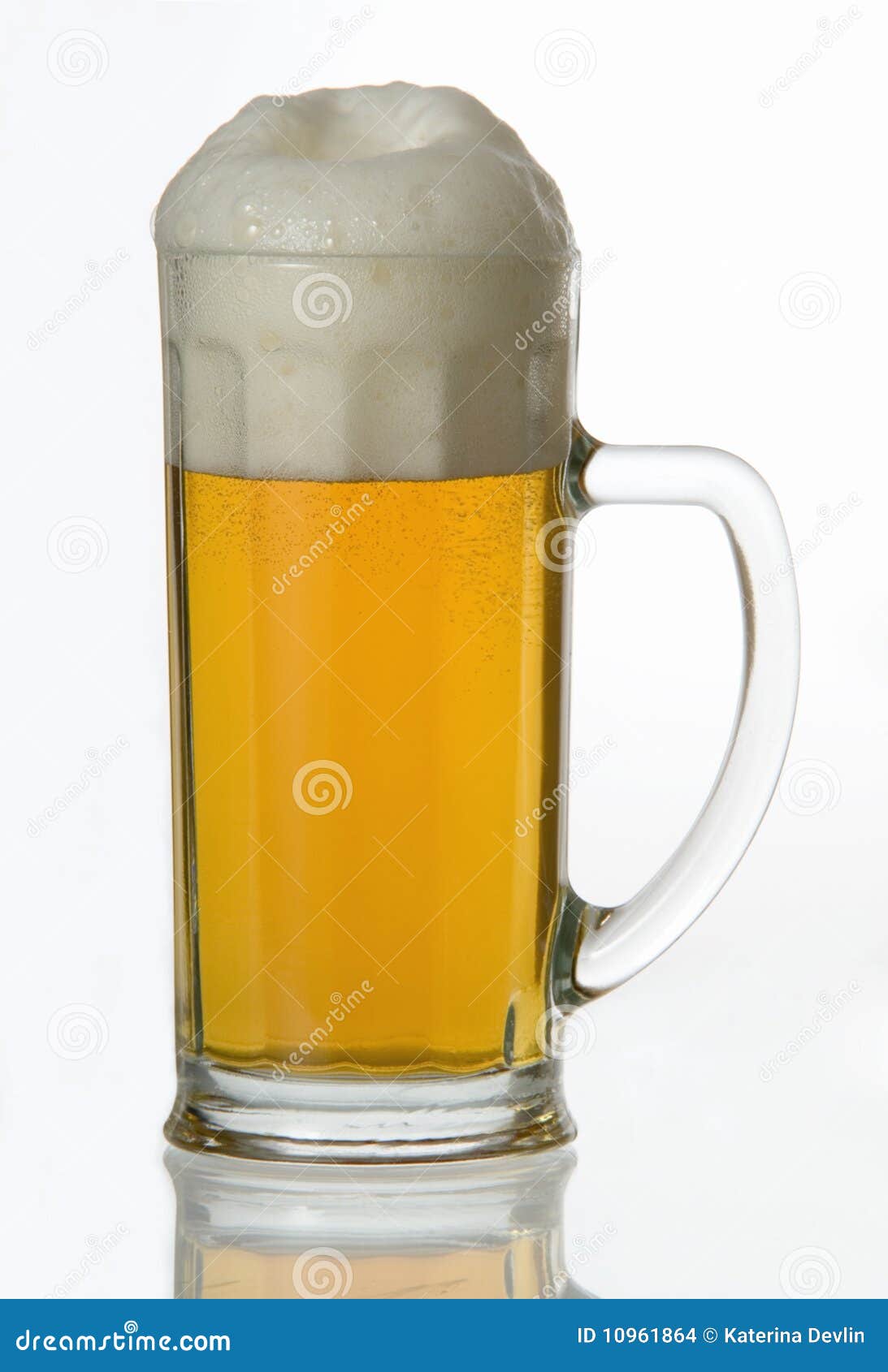 Bier van het vat stock foto. Image of sorbet, drank, drinken - 10961864