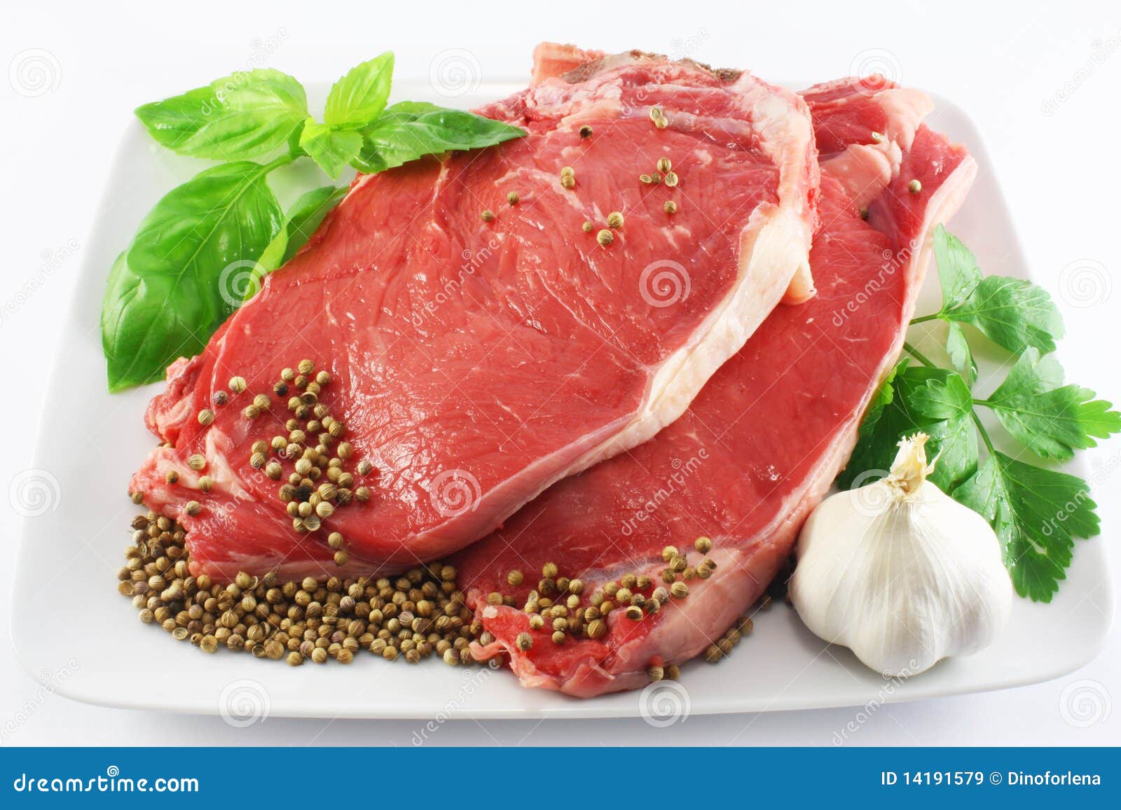 Bife cru imagem de stock. Imagem de alimento, delicioso - 14191579