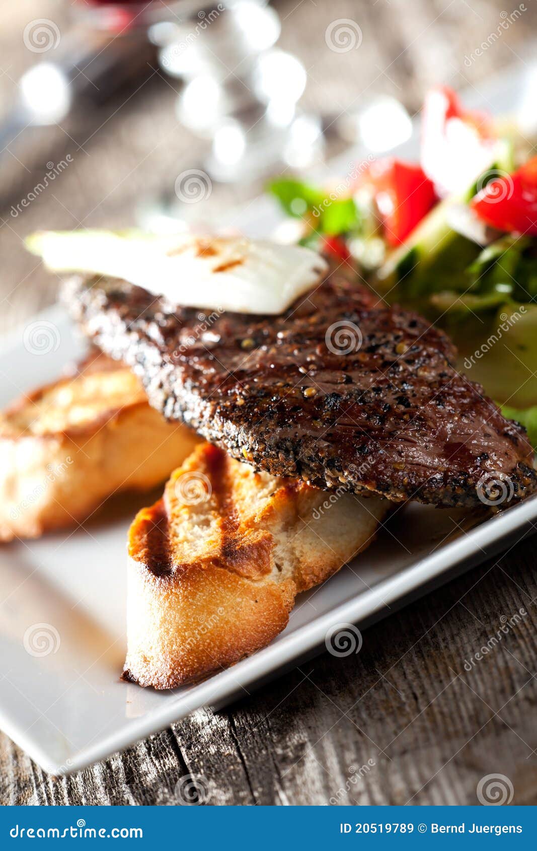 Bifteck image stock. Image du laitue, sain, diner, filet - 20519789