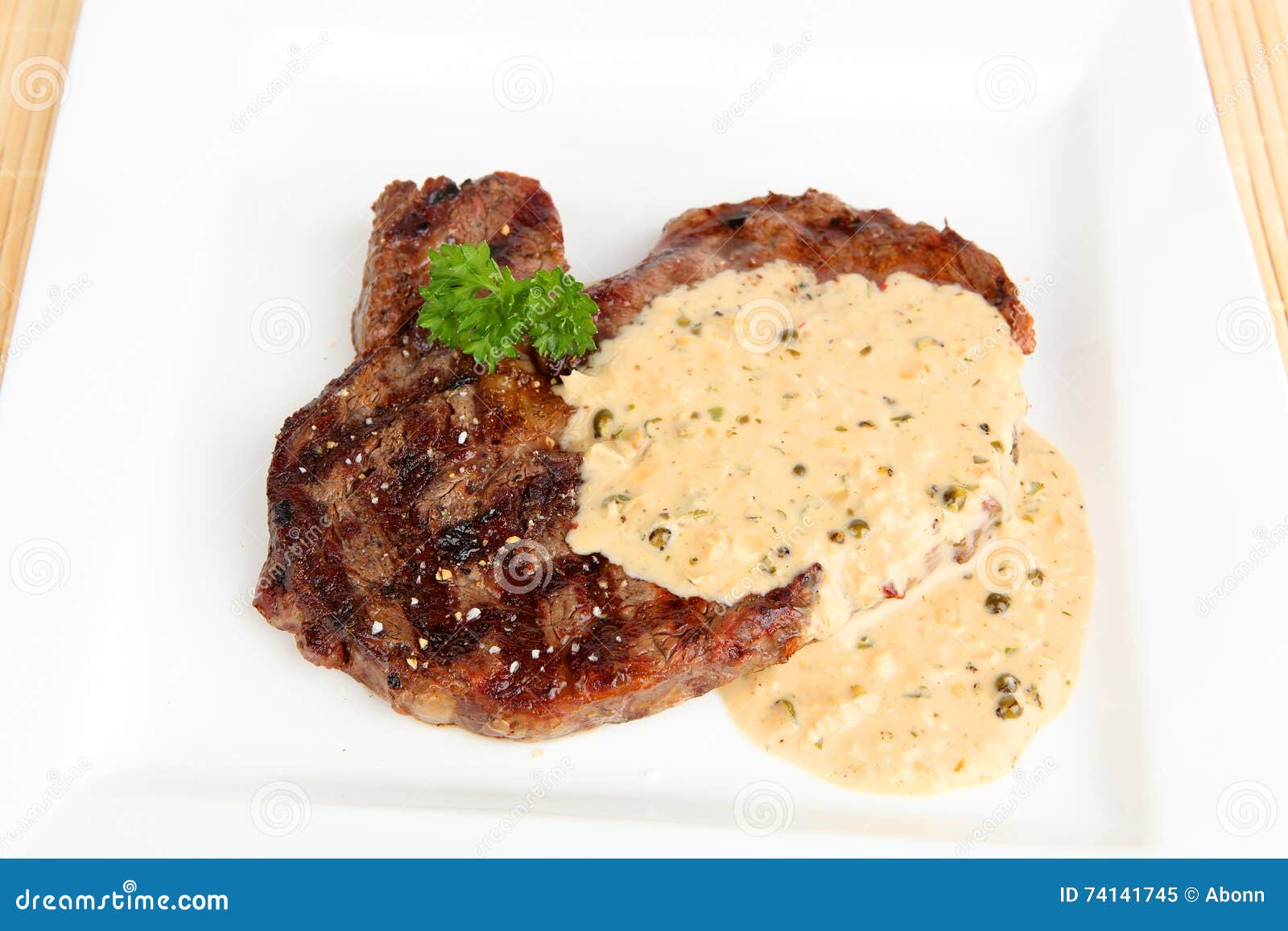 Bifteck image stock. Image du nervure, boeuf, oeil, barbecue - 74141745