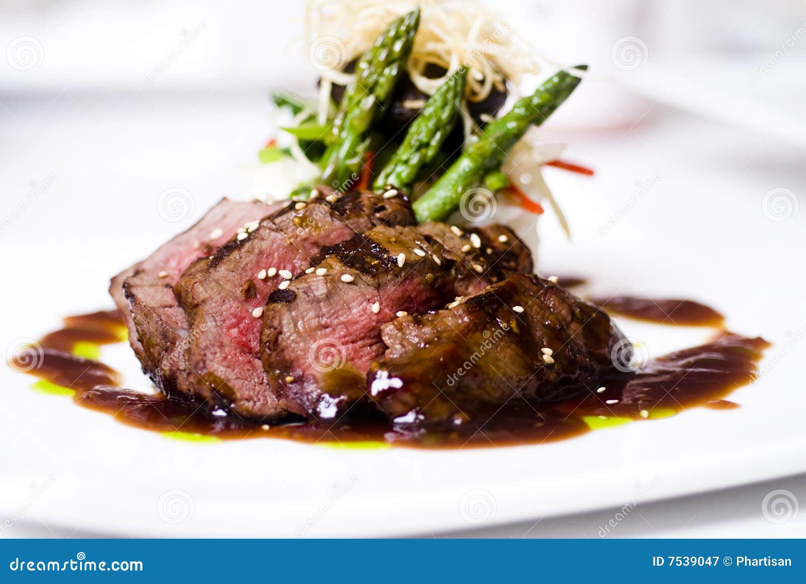 Bifteck Gastronome De Mignon De Filet Image stock - Image du grillé ...