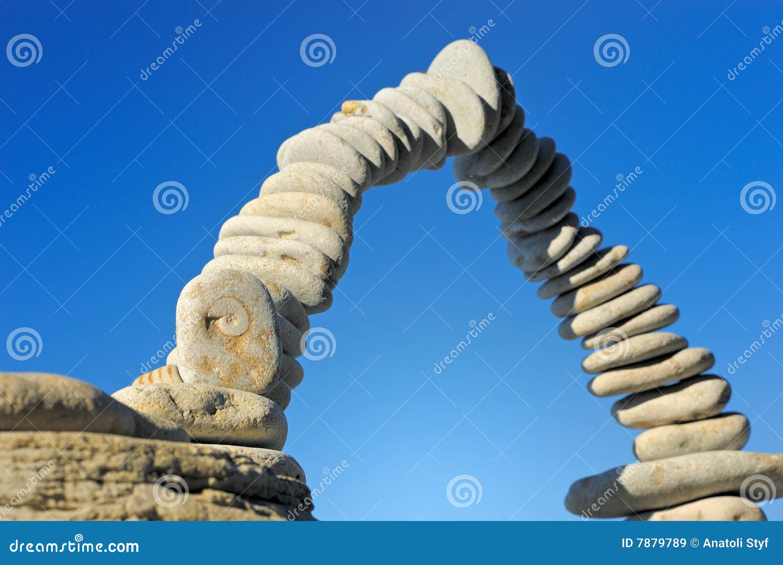 The Big Arch Picture. Image: 7879789