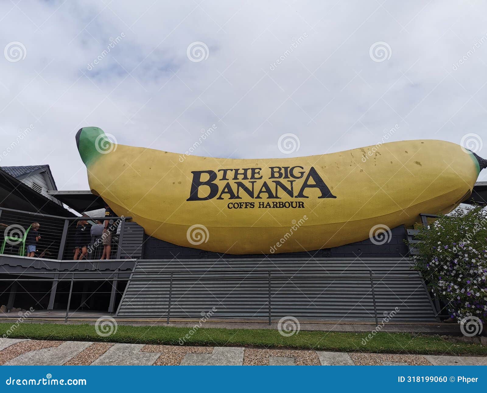 Coffs Harbour, NSW Australia - 17 March 2022: Kids Riding The Toboggan Attraction At The Big ...