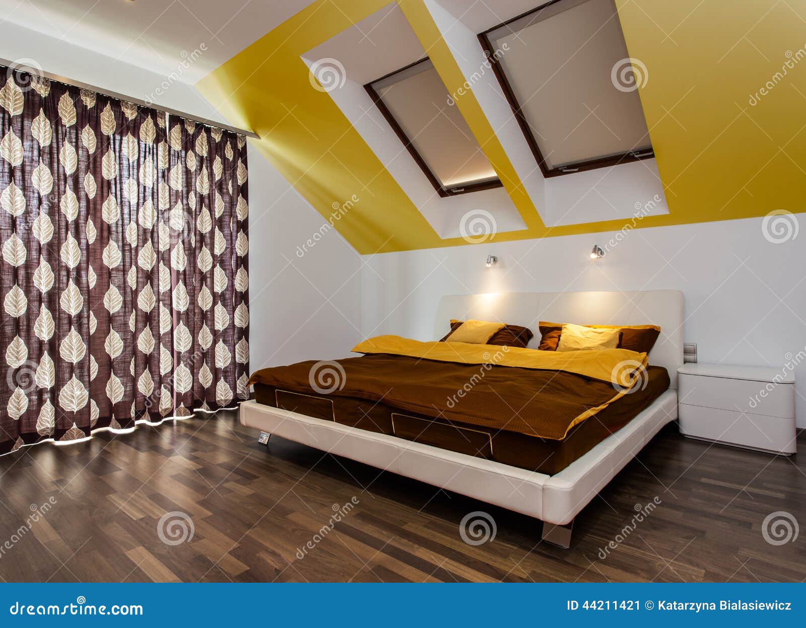 Big bed in modern bedroom stock image. Image of house - 44211421