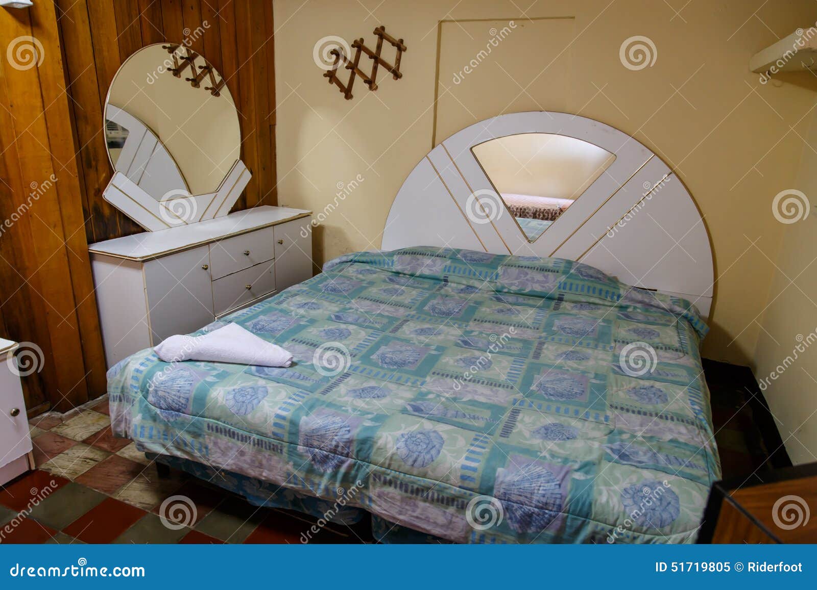 Big Bed from a Room of a Hote Stock Image - Image of luxury, blanket ...