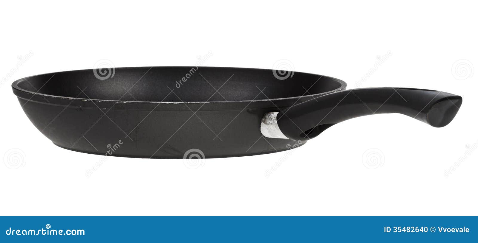 Big black frying pan stock photo. Image of cooking, kitchen - 35482640