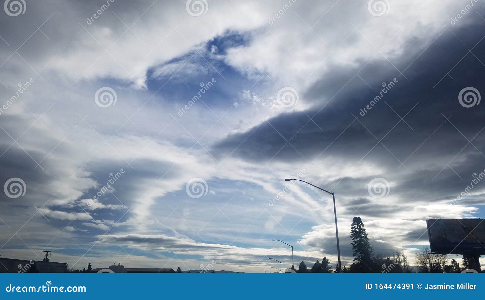 Big Blue Sky Over Bend Oregon Stock Image - Image of oregon, bend ...