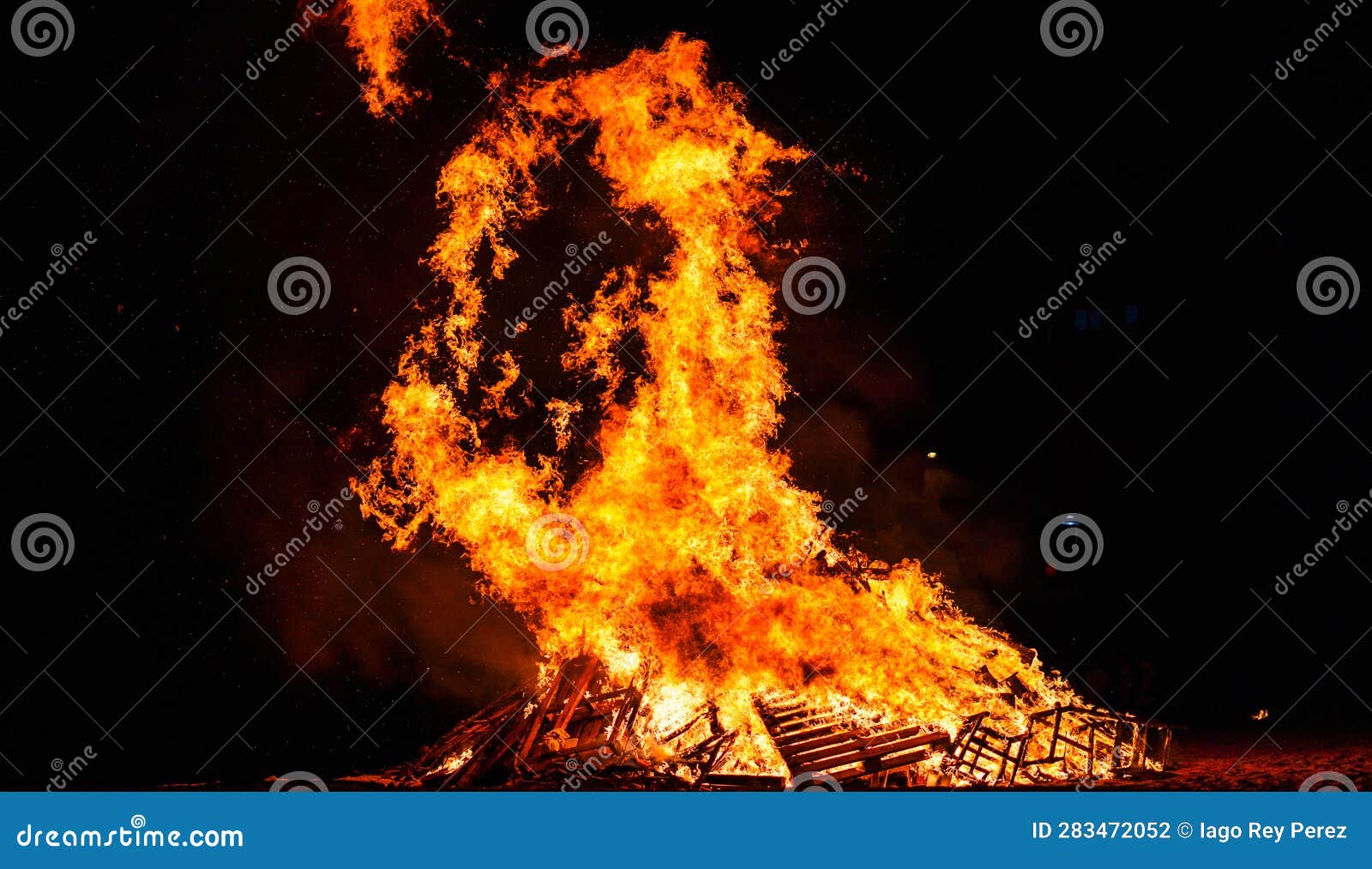Big Bonfire on the Beach at Night Stock Photo - Image of orange, sparks ...