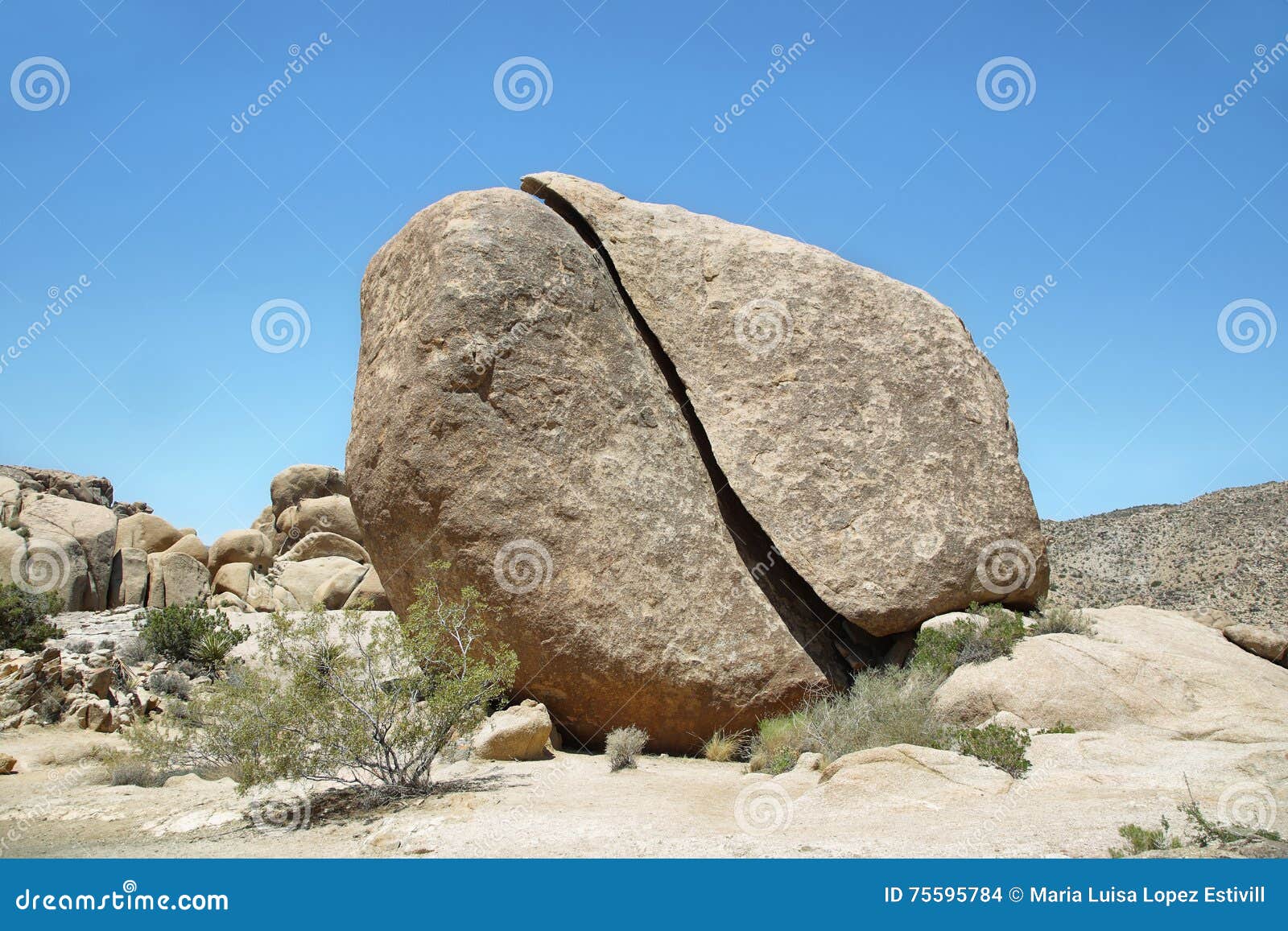 Big Boulder Broken in Joshua Tree National Park Stock Photo - Image of ...