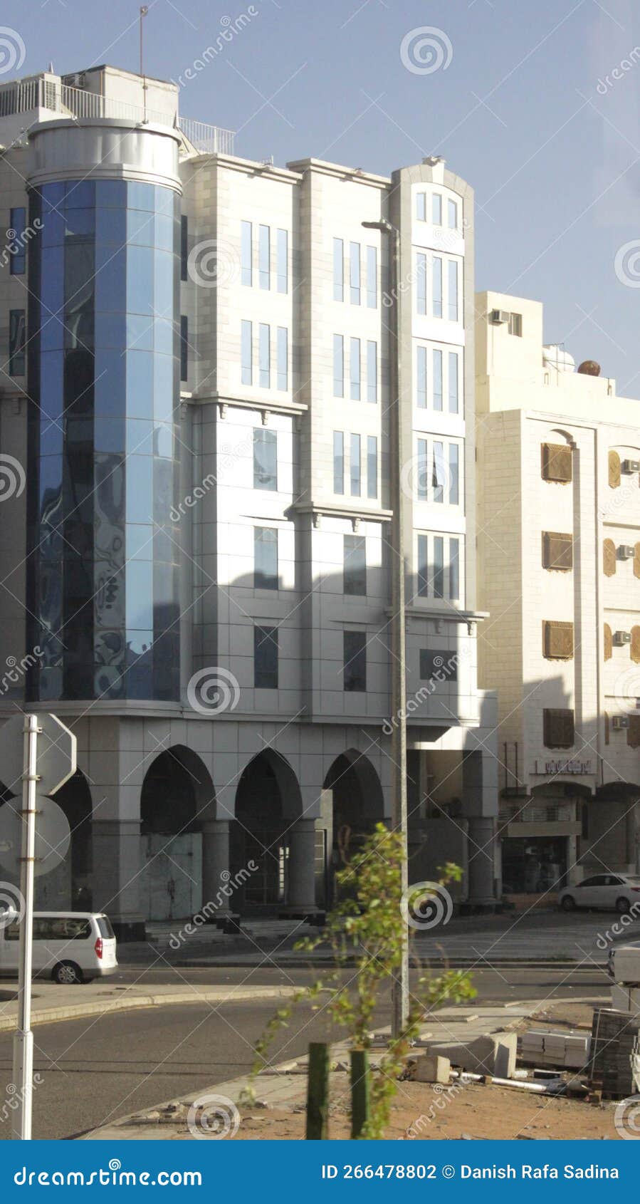 Big building in medina editorial photography. Image of downtown - 266478802