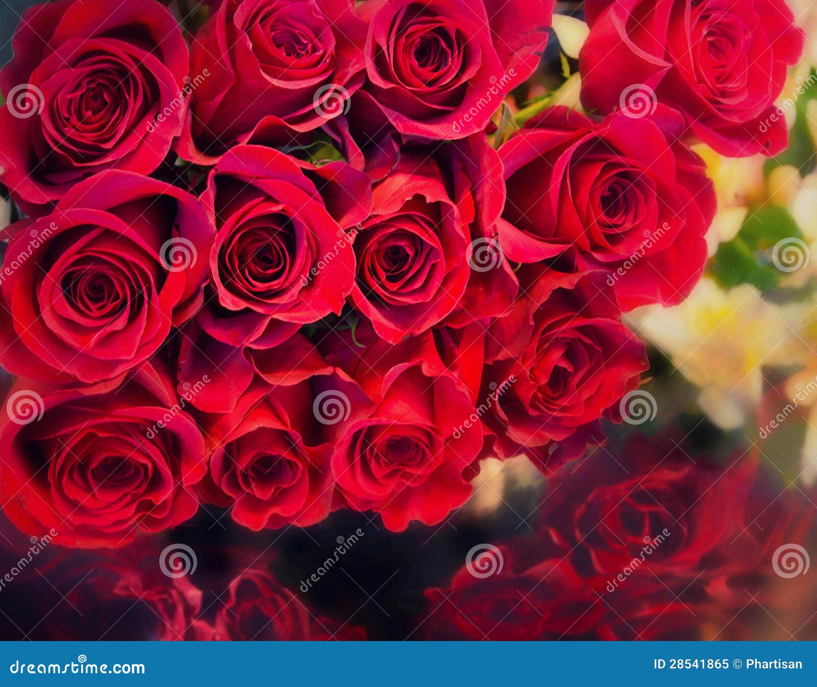 Big Bunch Bouquet of Red Roses Stock Image - Image of growth, love ...