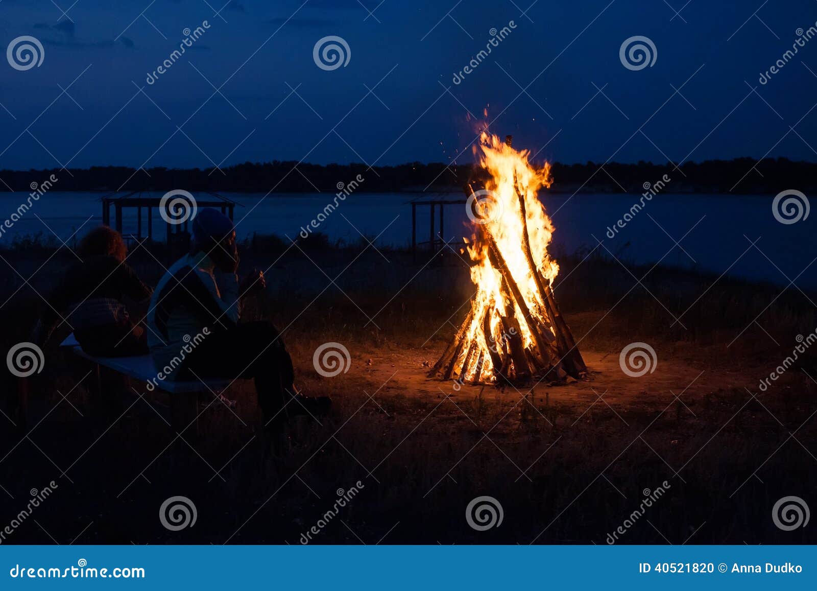 Big campfire stock photo. Image of burn, campfire, warm - 40521820