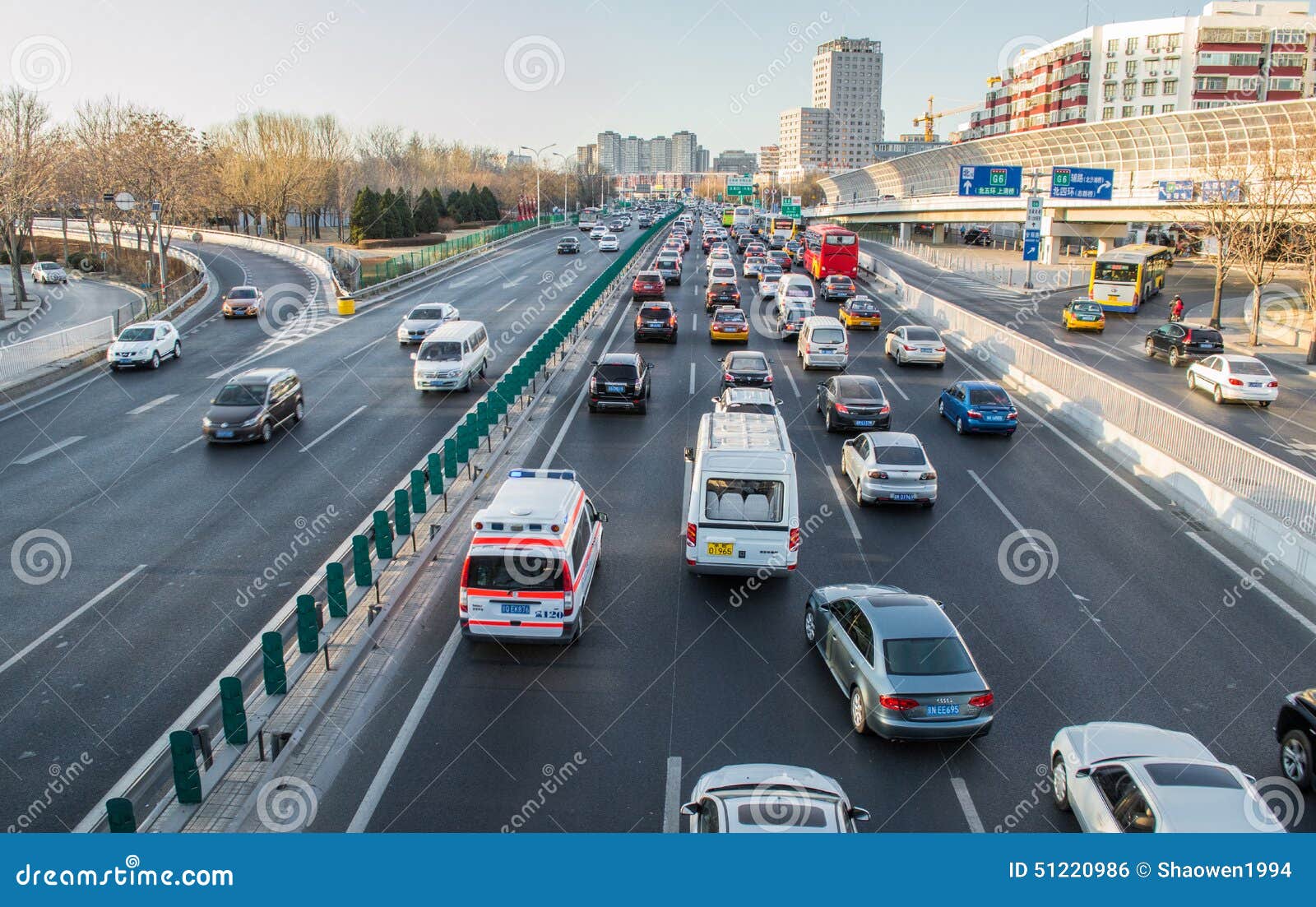 Big city traffic editorial photo. Image of fork, exhaust - 51220986