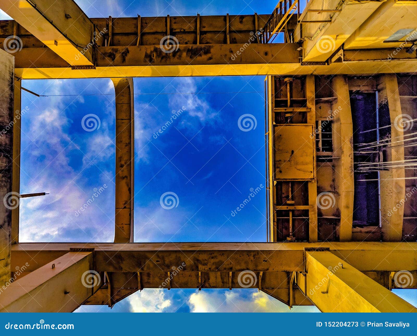 Crain Stock Photos - Download 667 Royalty Free Photos