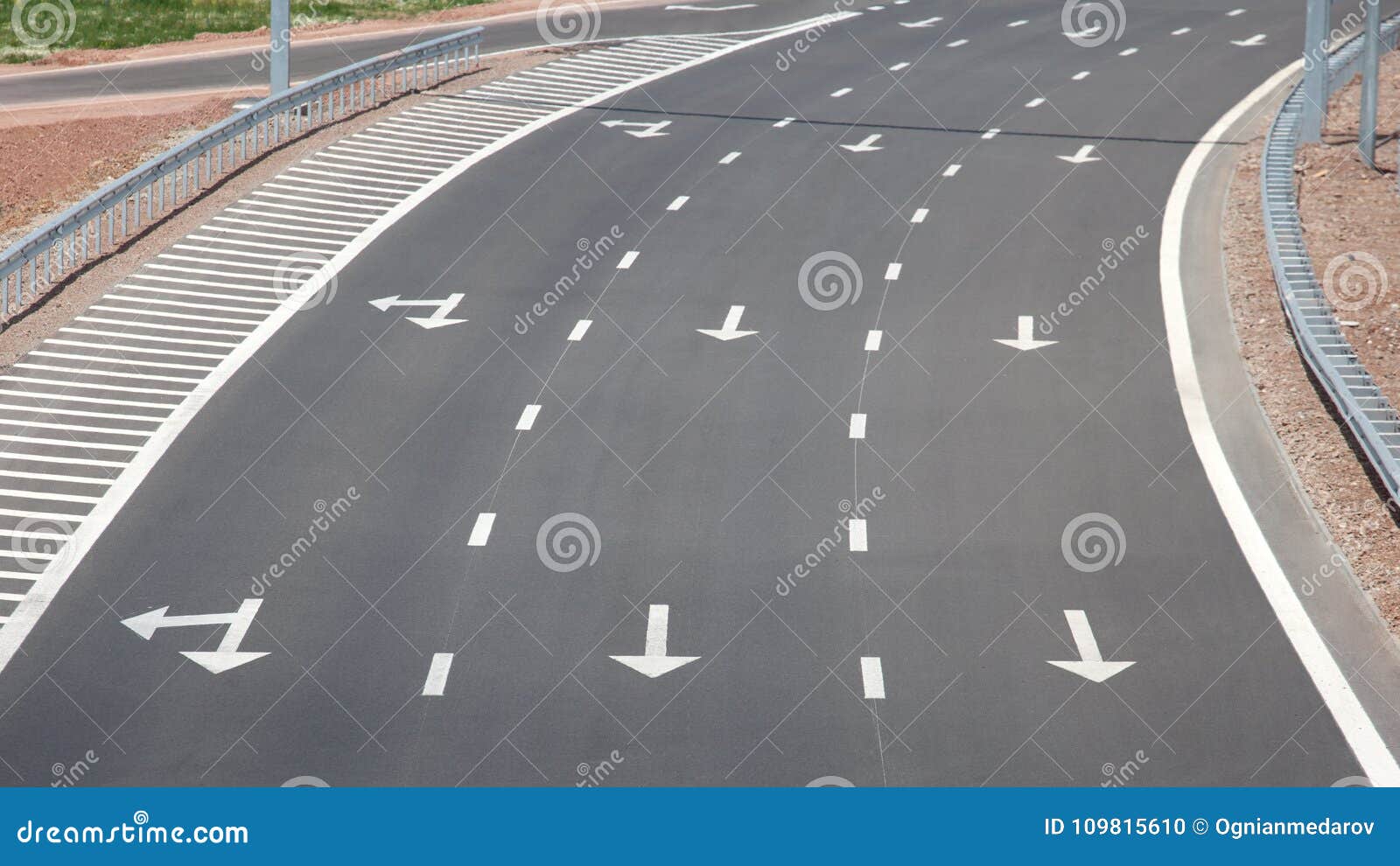 Big Curve of a New Motorway Stock Photo - Image of journey, path: 109815610