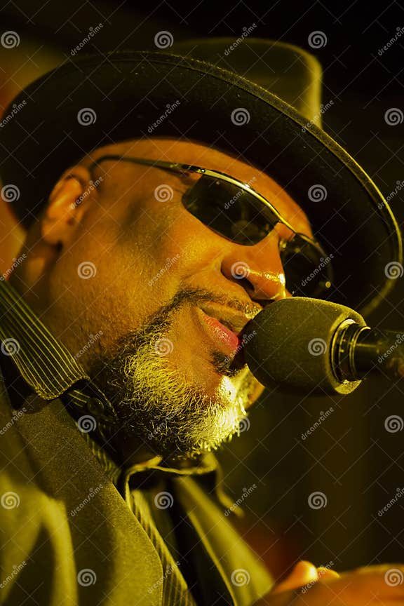 Big Daddy Wilson Sings in a Microphone Editorial Photo - Image of ...