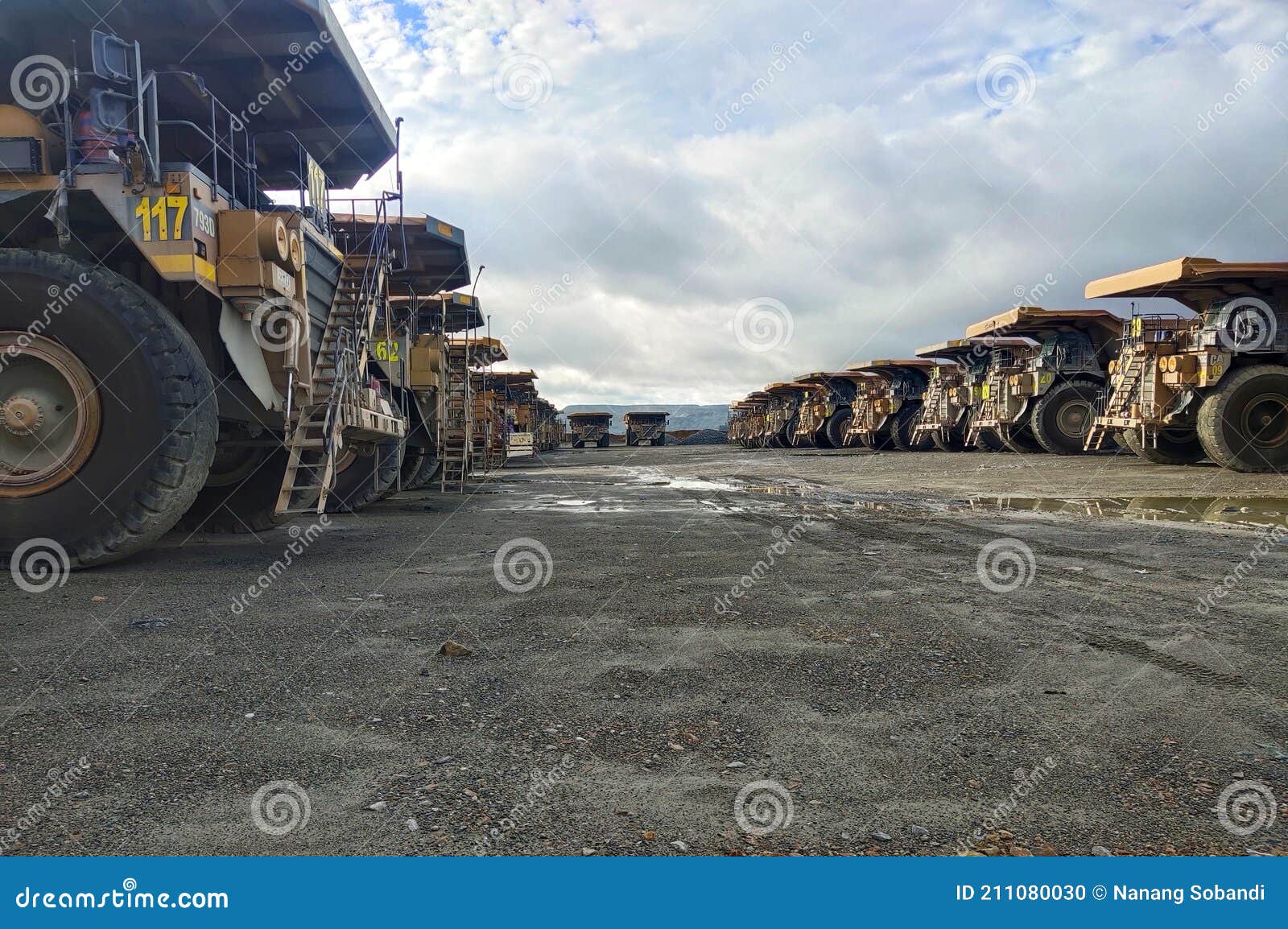 The Big Digger Truck Was Parking on this Site Mining Editorial Image ...
