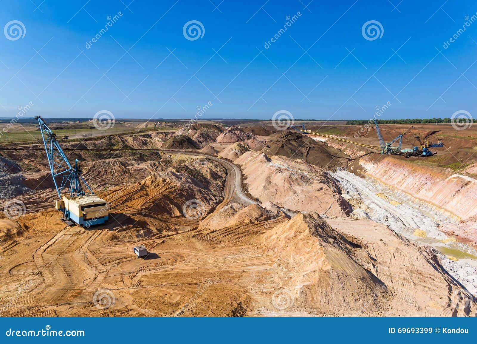Big Dipper Dragline Excavator Stock Photography | CartoonDealer.com ...