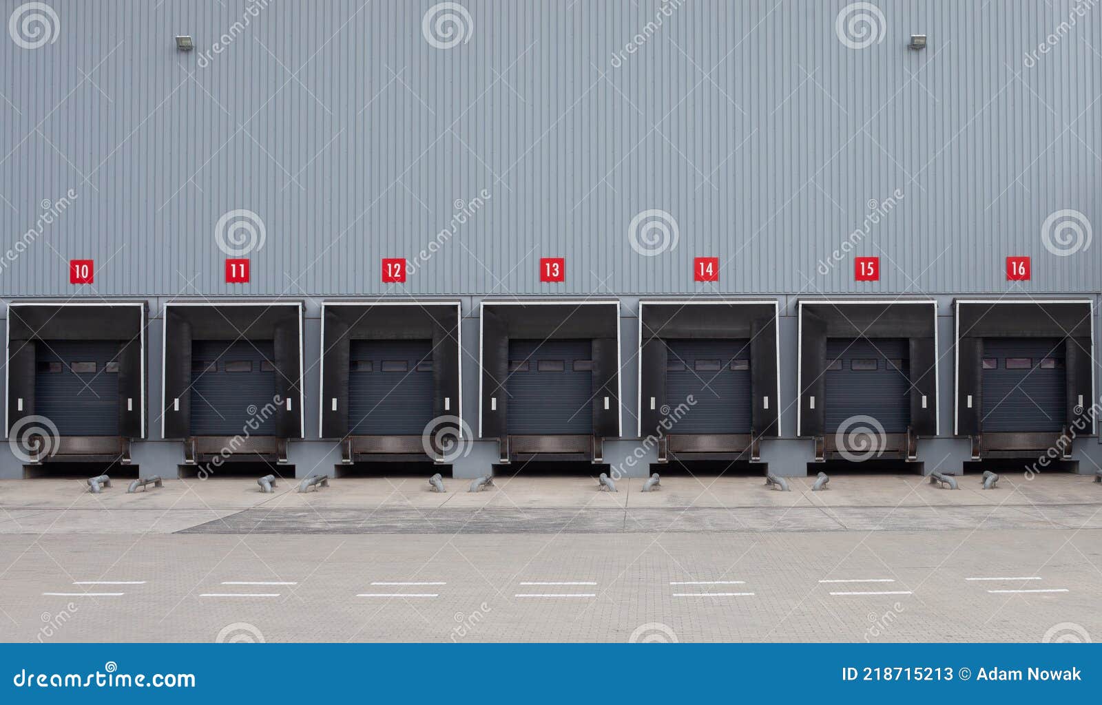 Big Distribution Warehouse with Industrial Doors for Loading Dock ...