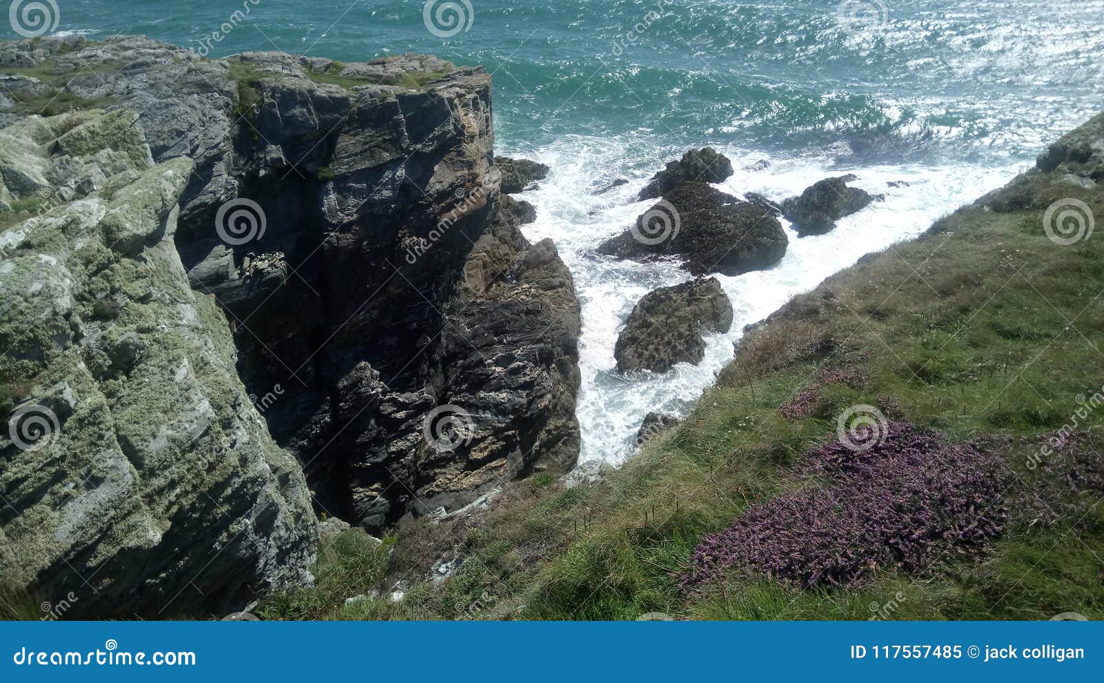 Craggy cliff in wales stock image. Image of wales, cliff - 117557485