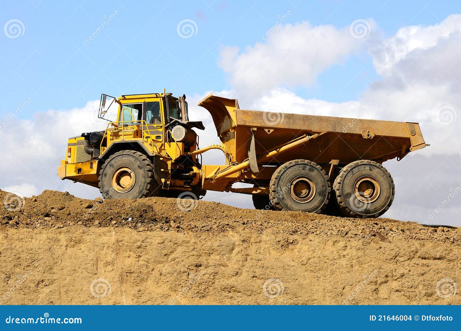 Big Dump stock photo. Image of equipment, mover, tractor - 21646004