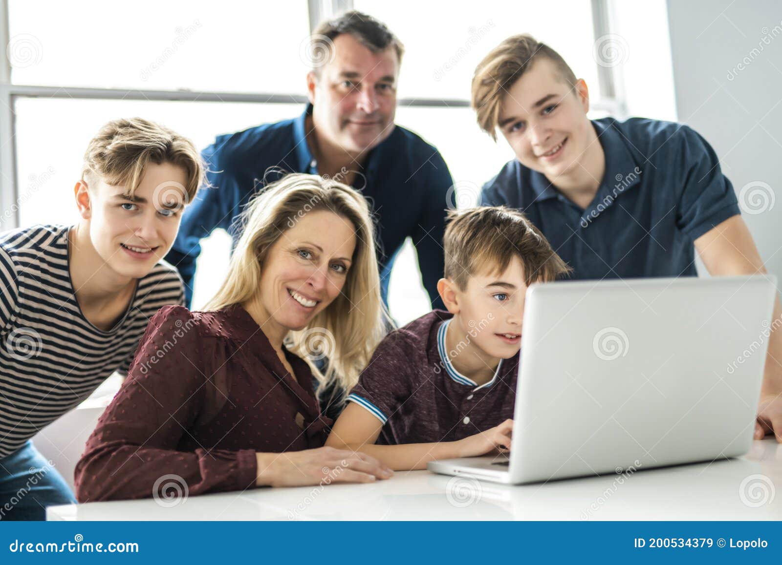 A Big Family Looking in Computer at Home Stock Image - Image of home ...