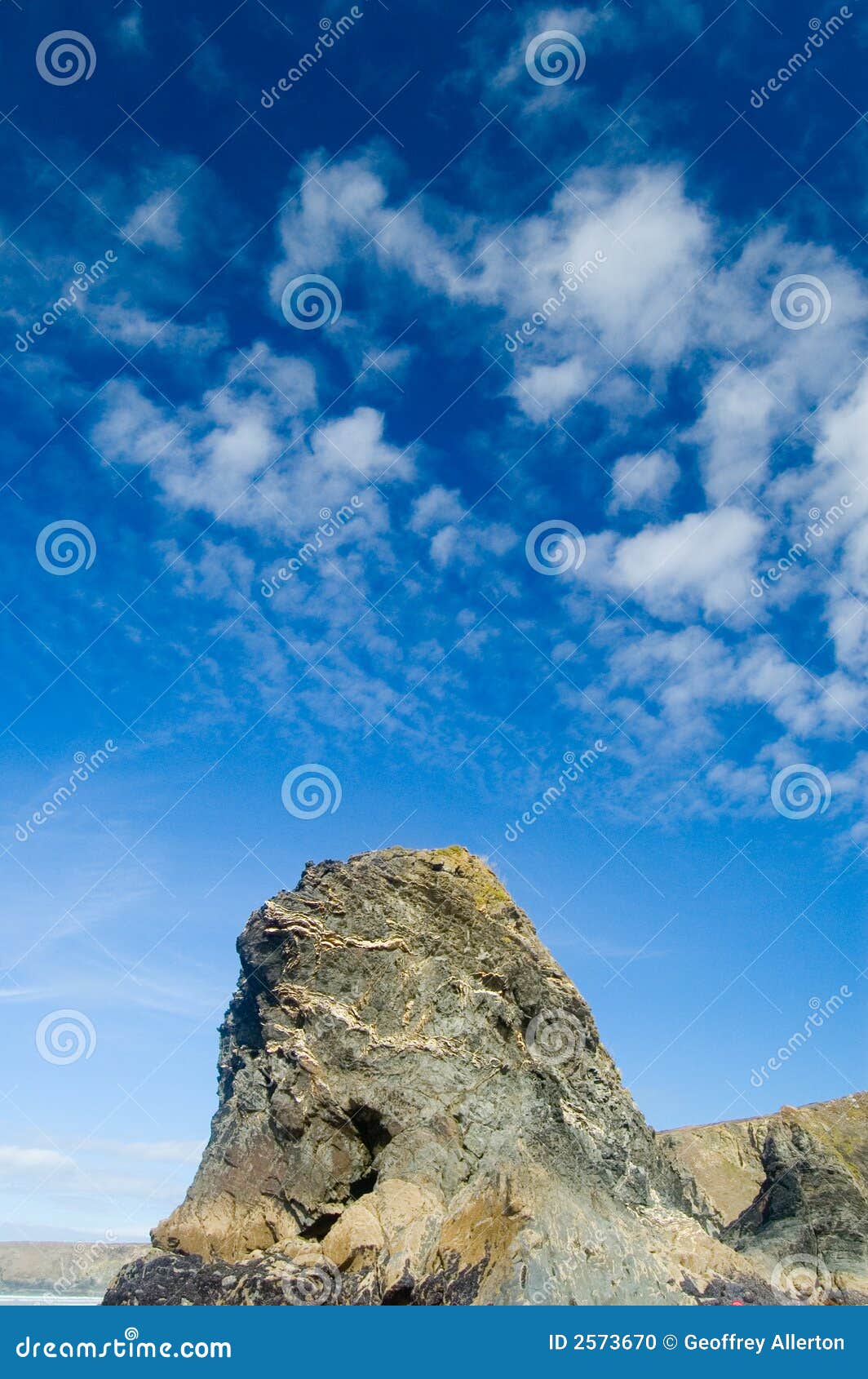 Big flat top rock and sky stock photo. Image of cliffs - 2573670