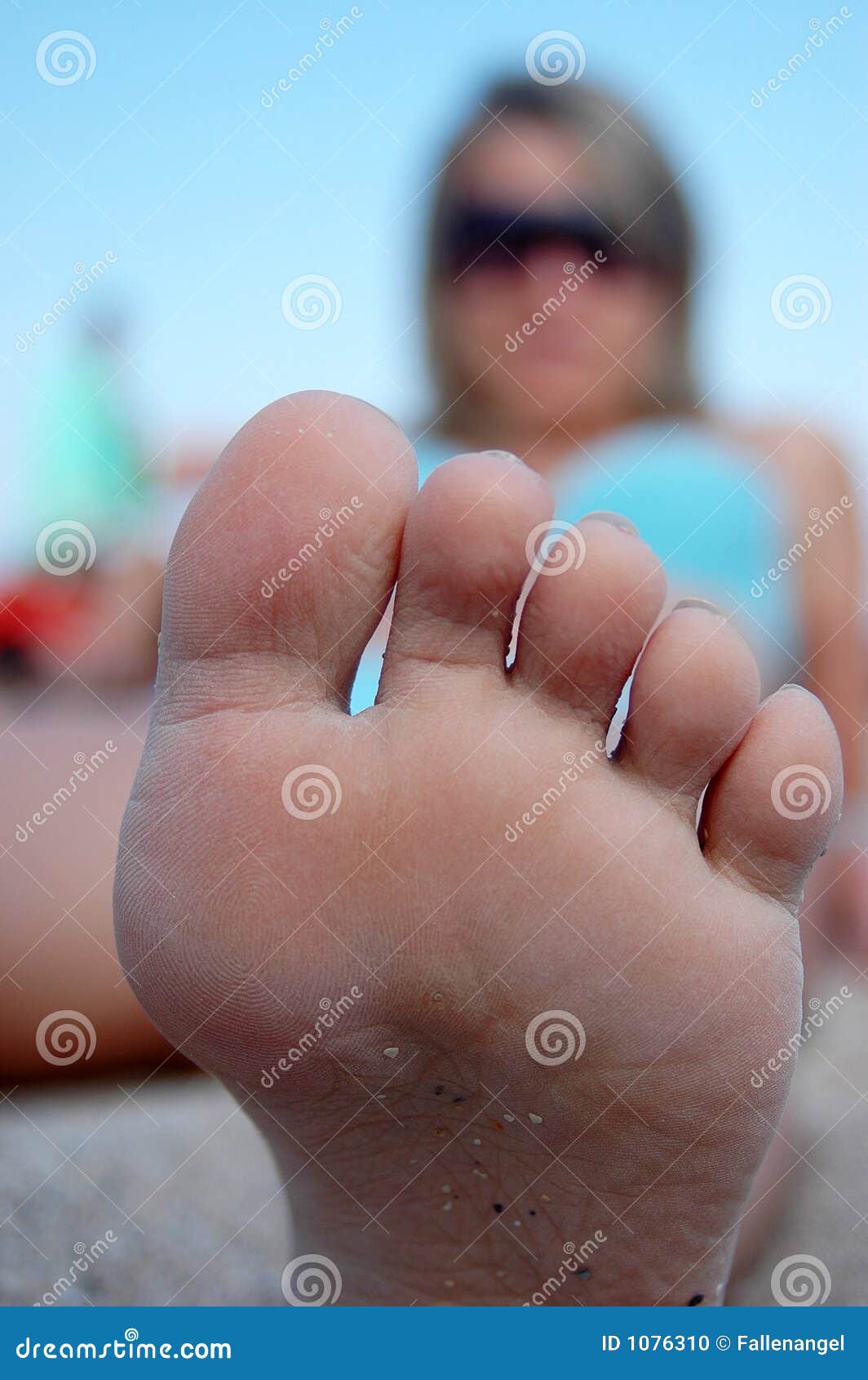 X Ray Of Foot Front View, Doctor Looking Chest X-ray Film,Anatomy ...