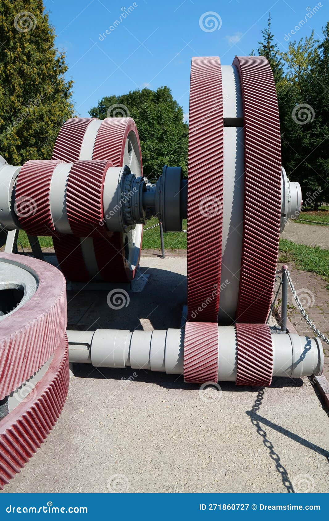 Big Gear Reducers, Reduction Gear Stock Image - Image of diminishing ...