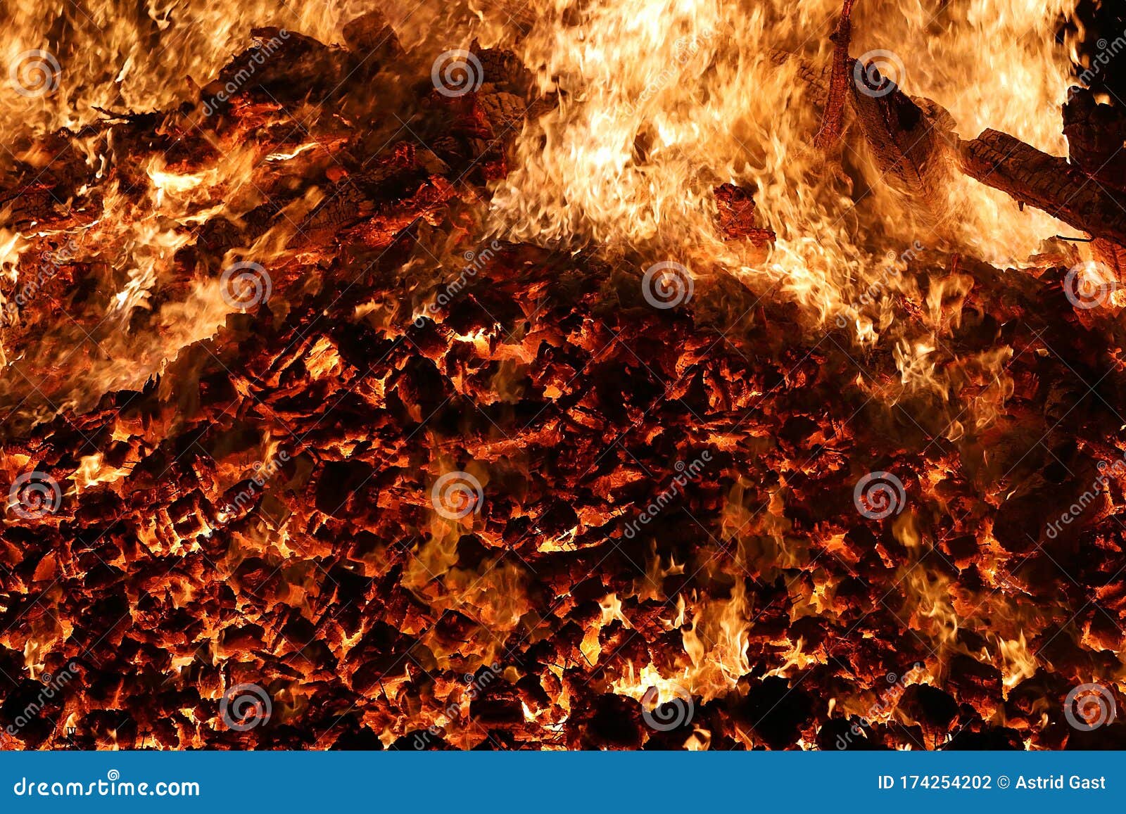 A Big Glowing Fire with High Flames Stock Photo - Image of burning ...