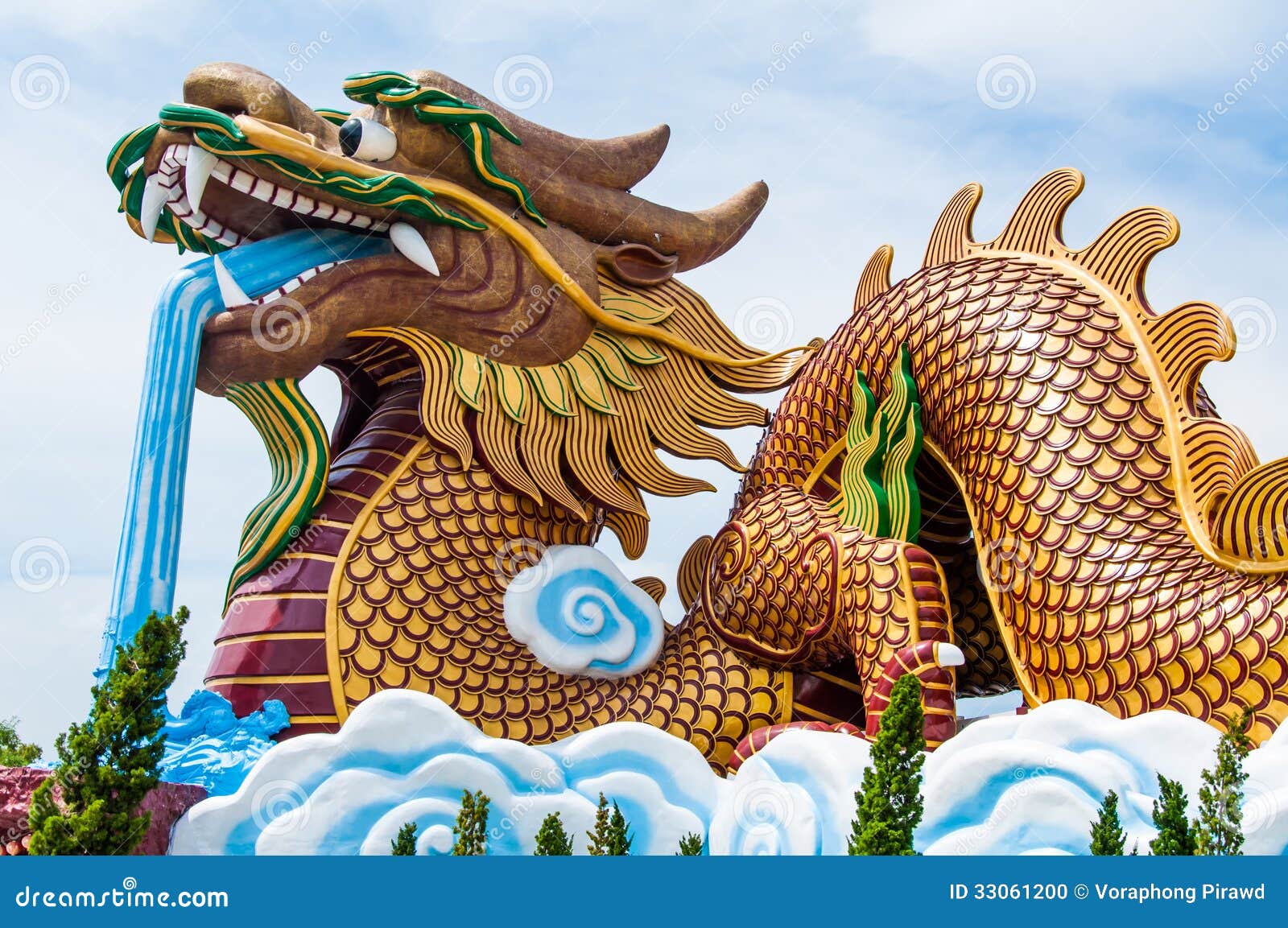 Big golden dragon stock photo. Image of creature, buddhism - 33061200