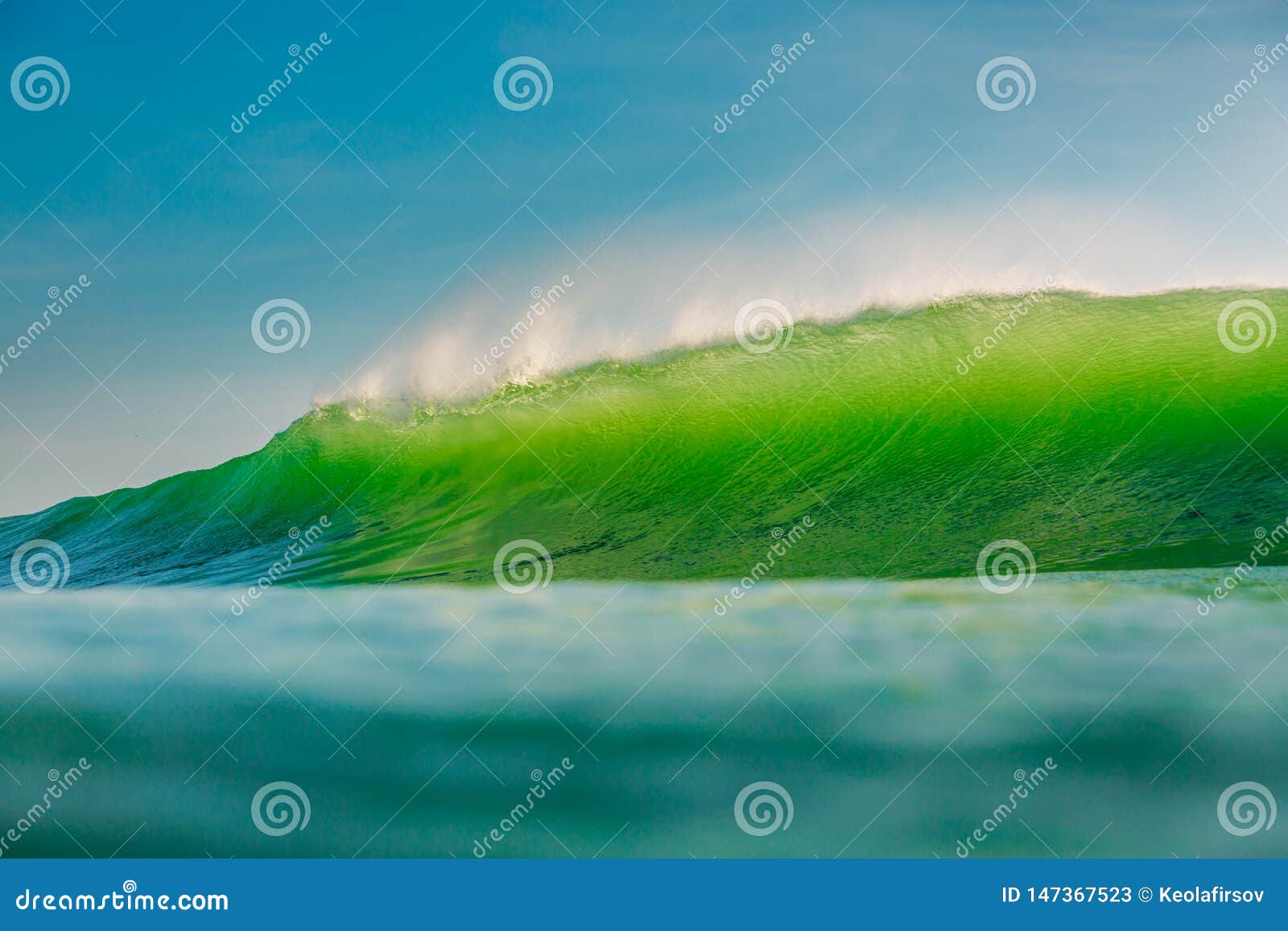 Big Green Wave in Ocean. Breaking Wave Stock Image - Image of caribbean ...