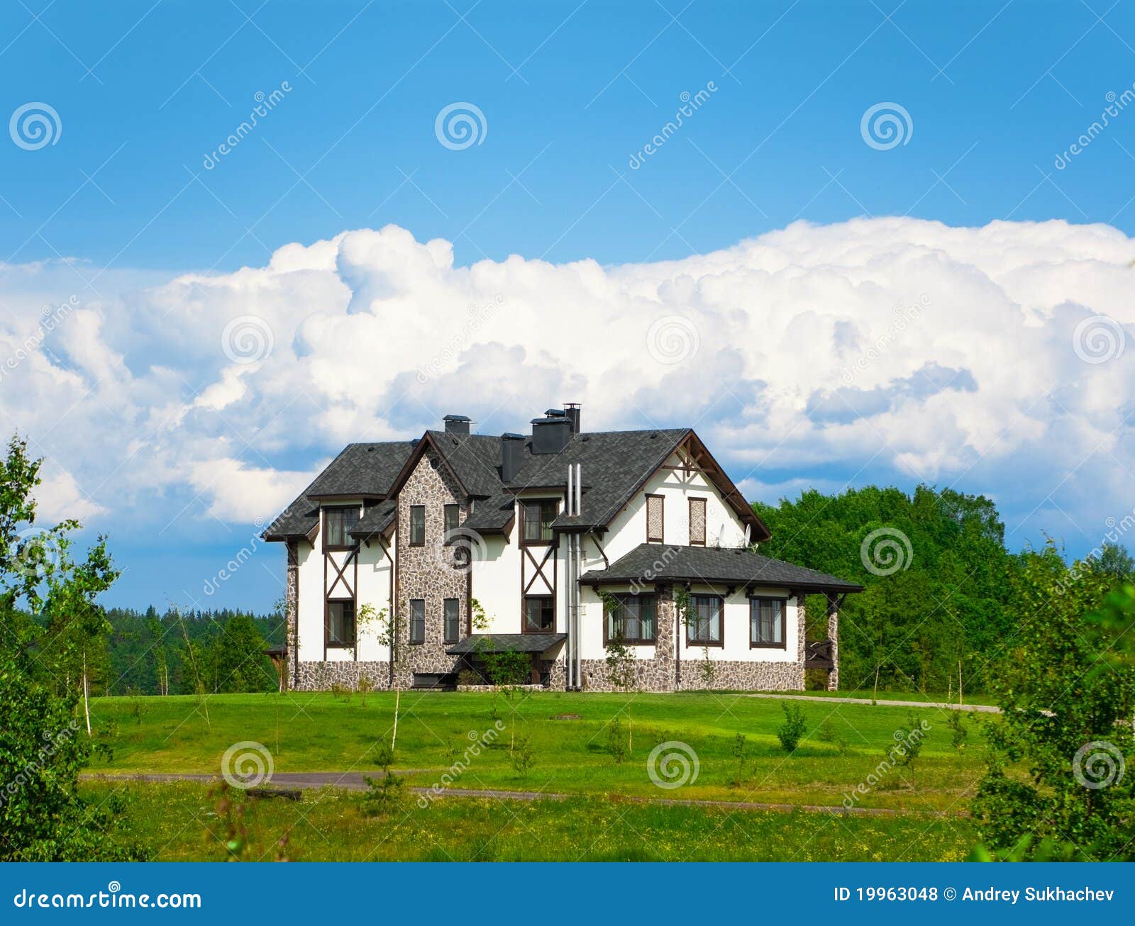 Big house stock photo. Image of grass, house, green, family - 19963048