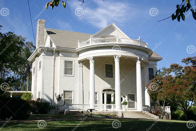Big House stock image. Image of pillar, fancy, columns, yard - 25787