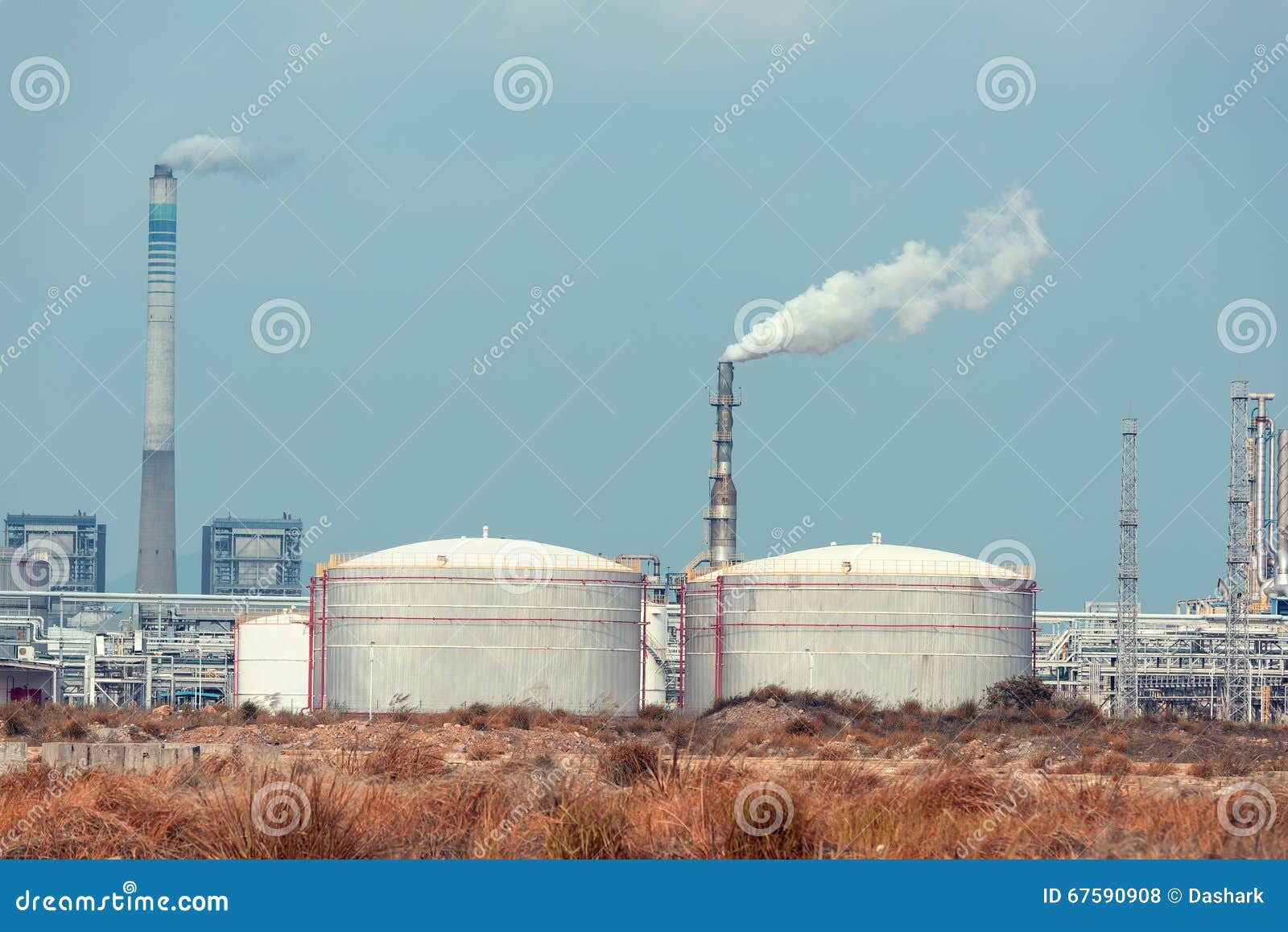 Big Industrial Oil Tanks in Refinery Stock Photo - Image of clouds ...