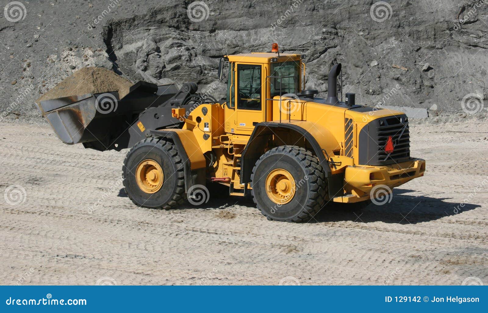 Big machinery stock photo. Image of dirt, wheel, dozer - 129142