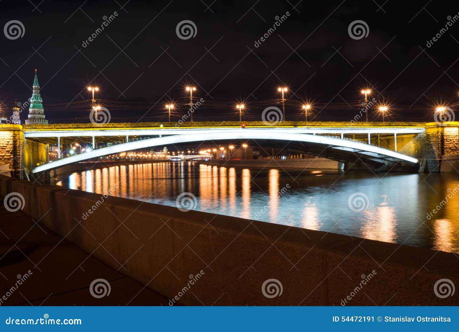 Big Moskvoretsky Bridge stock image. Image of lights - 54472191