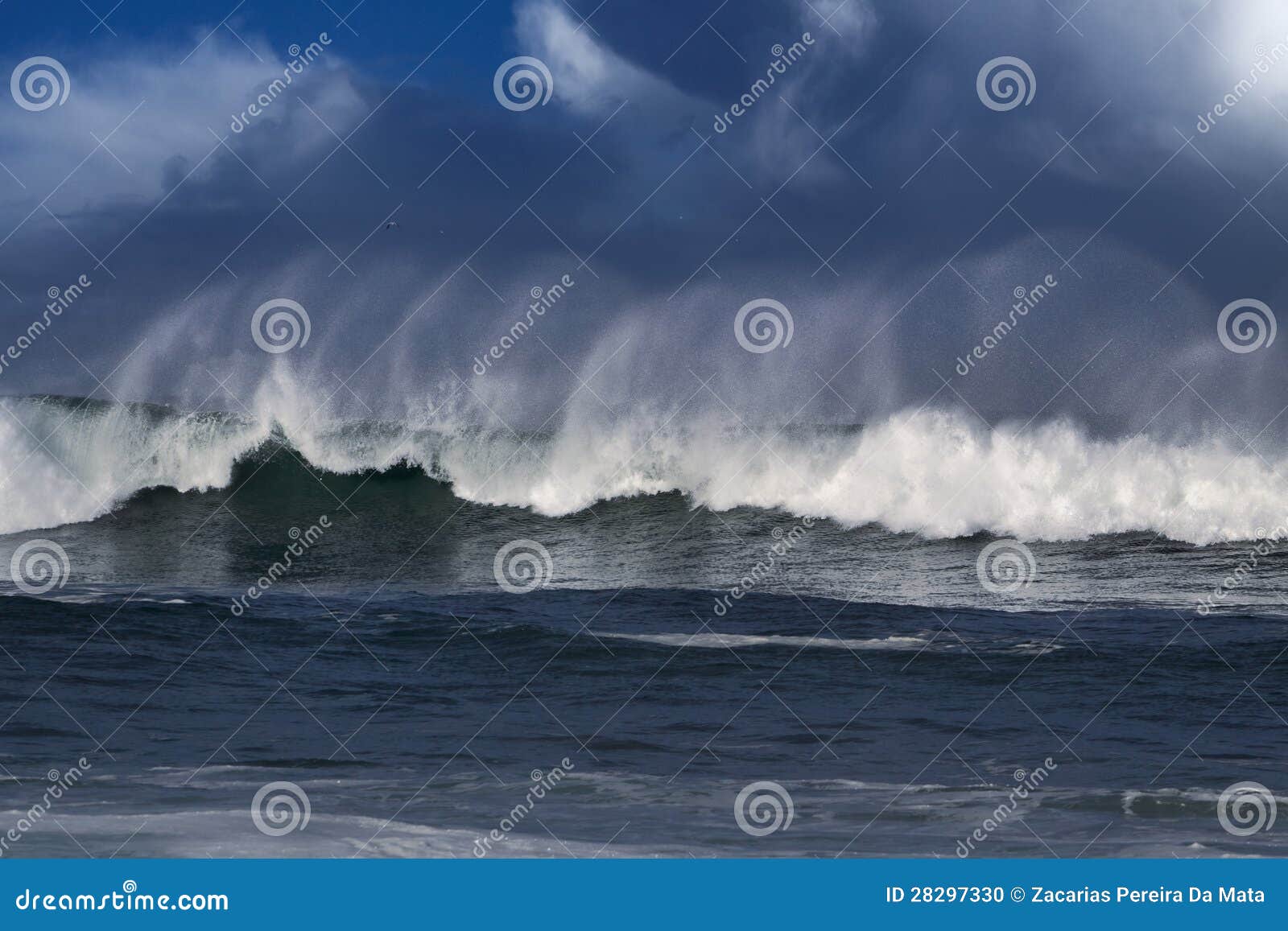 Big ocean wave stock photo. Image of tube, weather, scenic - 28297330